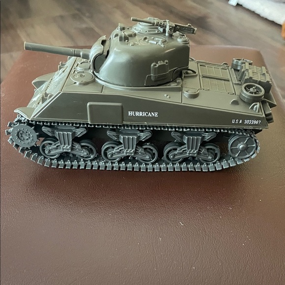 Hobby Lobby | Toys | Vtg Ww2 Hurricane Olive Green Sherman Tank Toy ...